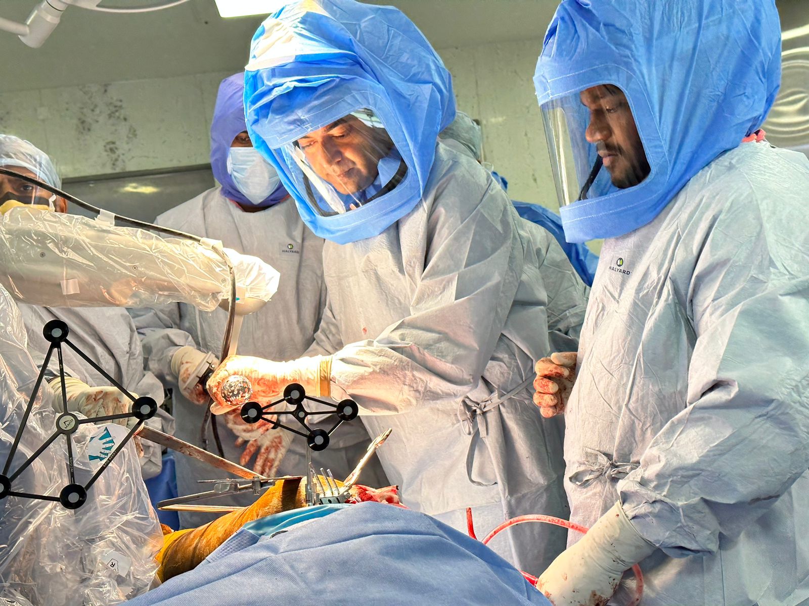 Dr Sunil Kini - Specialist Hip and Knee Surgeon